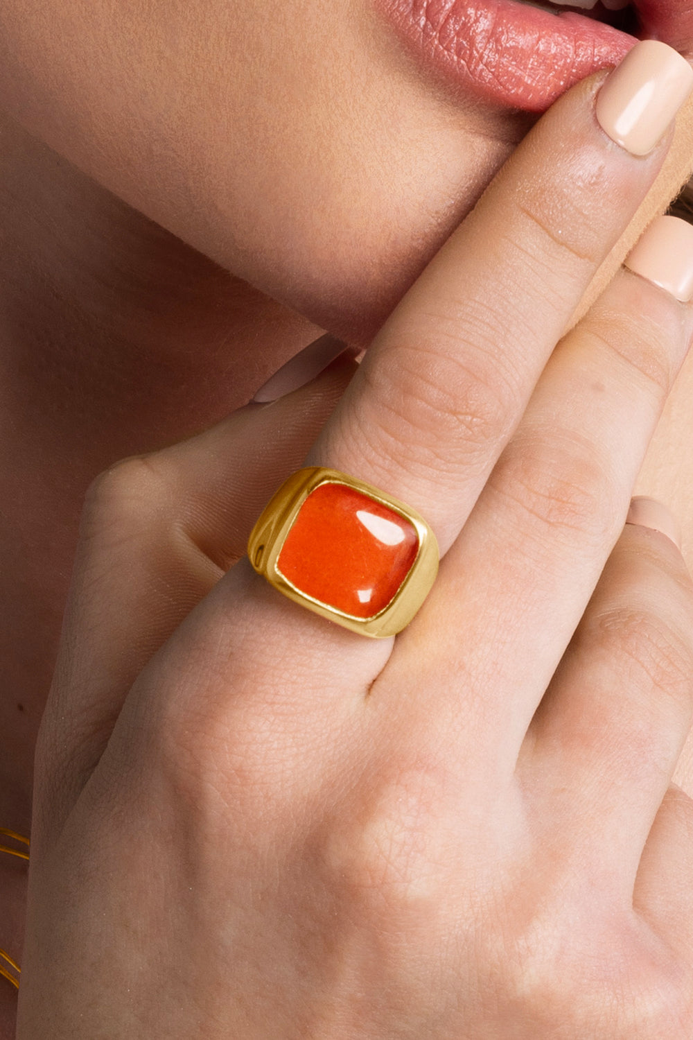 Umbo Square Statement Ring – SOKO